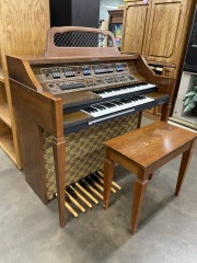 Reuse Planet - Vintage Baldwin FUN MACHINE 2 Row Organ with foot pedal keys